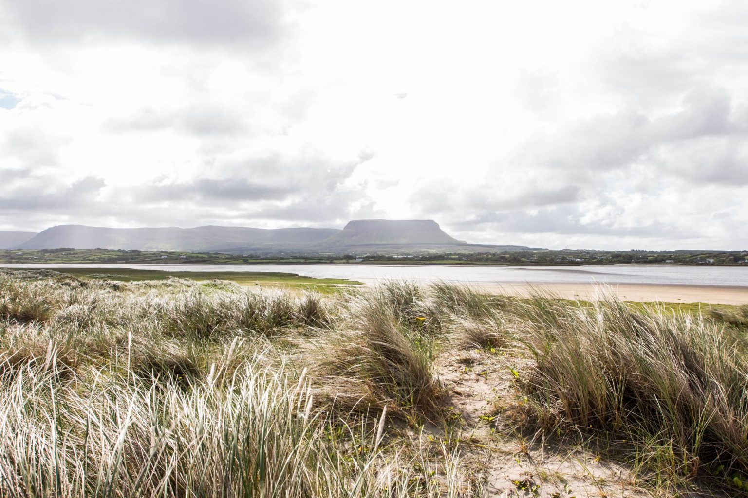 Normal People : découvrir les lieux de tournage en Irlande - Vio Vadrouille